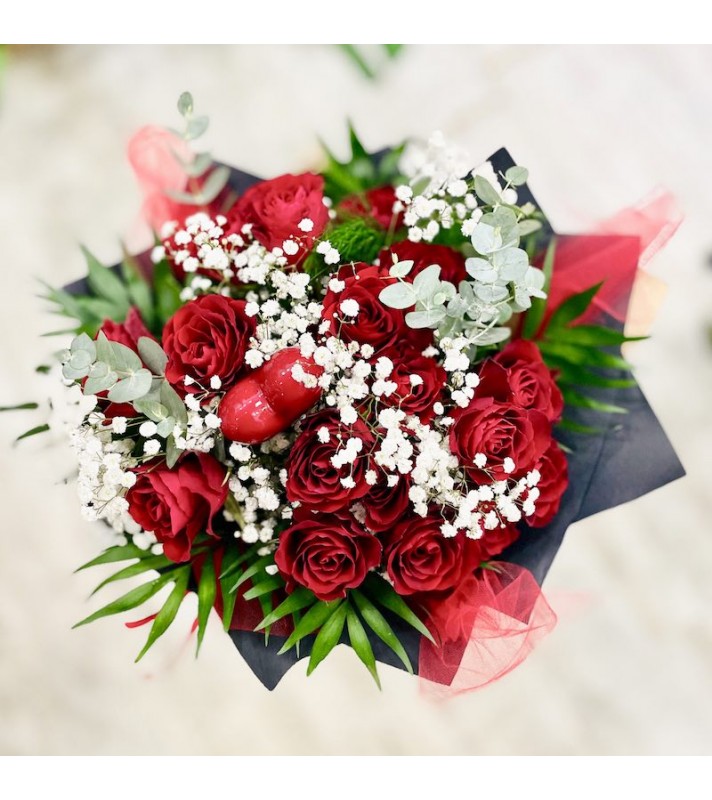 Roses Rouges et Gypsophile rouges et roses à 85,00 € | Any Fleurs